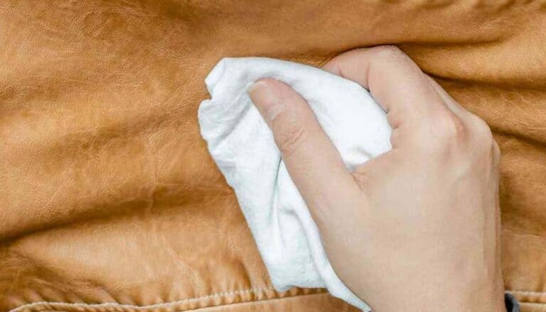 Leather Conditioner. An All You Need To Know Guide. - Leathercrafttoolbox